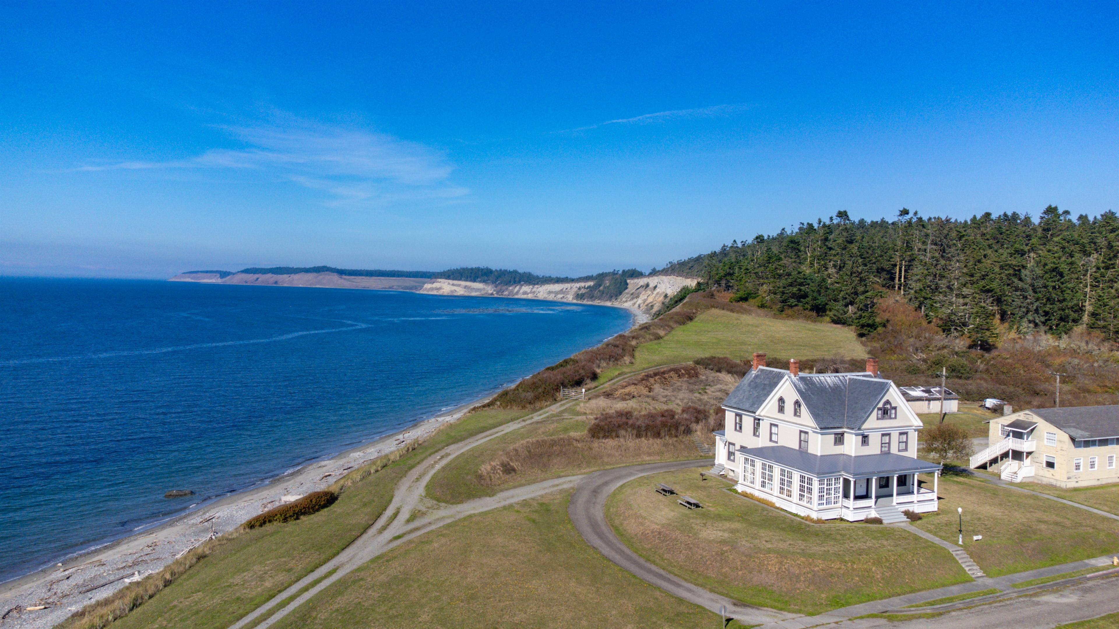 Locations Hub - The Colonel's House