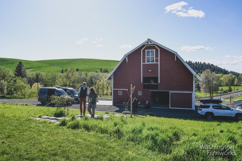 Locations Hub - Red Star Barn