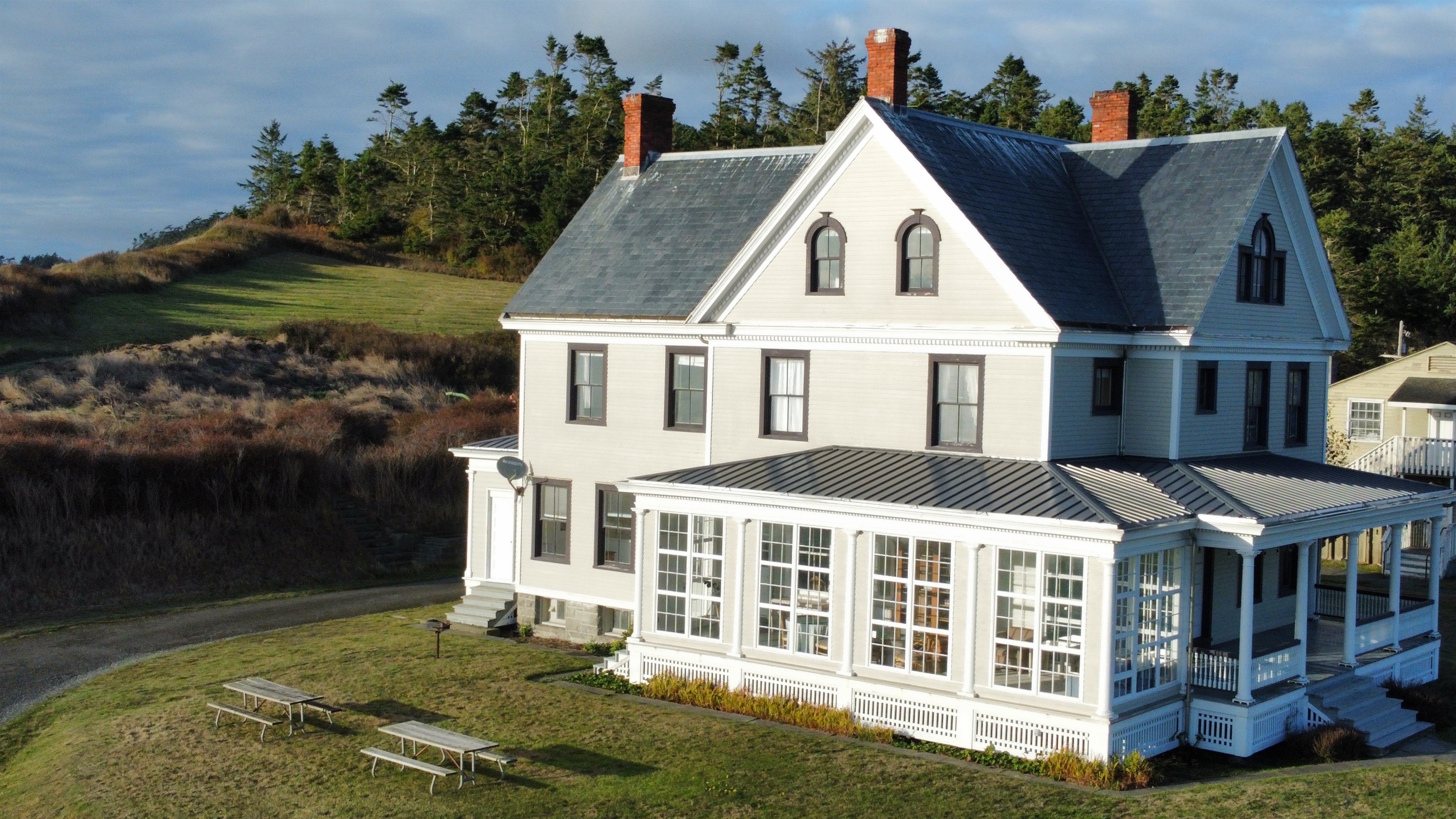 Locations Hub - The Colonel's House
