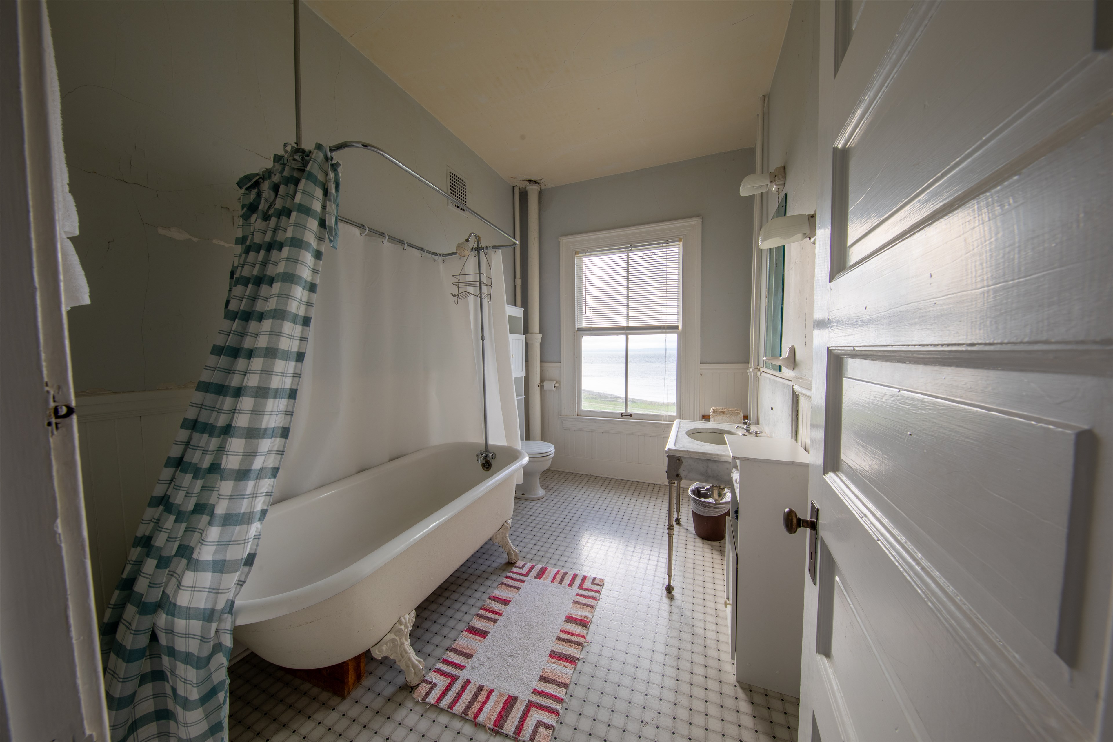 Locations Hub - The Colonel's House