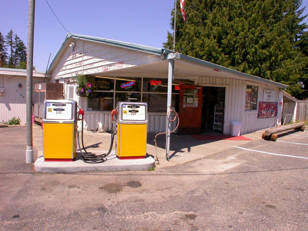 Locations Hub - Island View Market & Gas Station