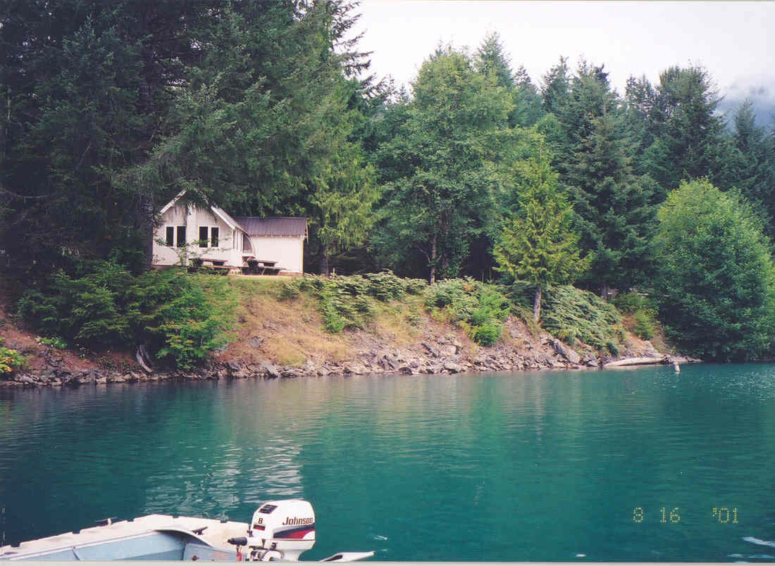 Locations Hub - Baker Lake Resort