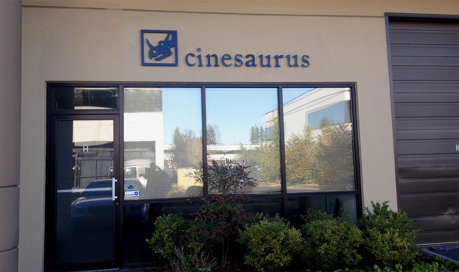 Locations Hub - Cinesaurus